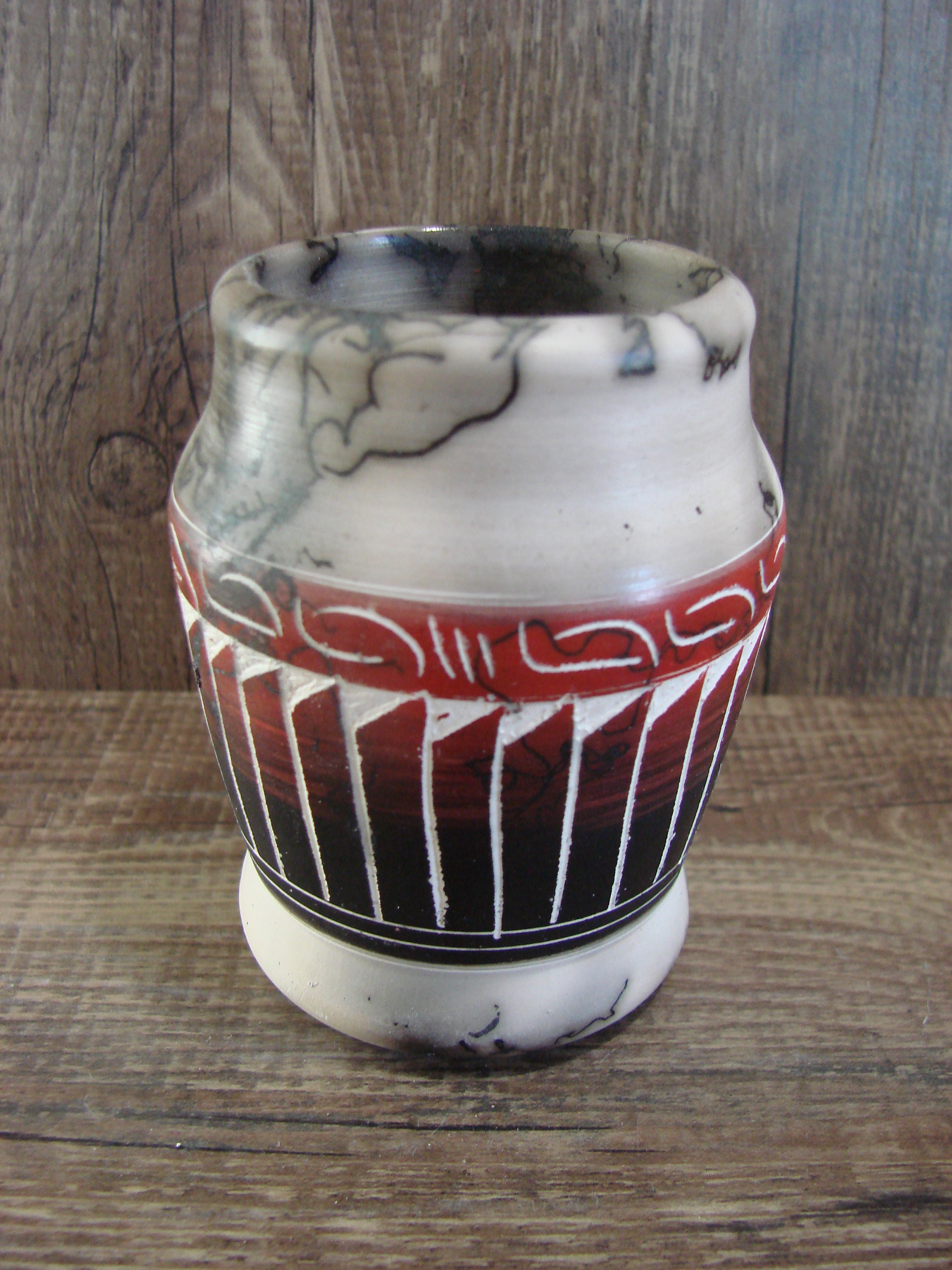 Small Native American Hand Etched Horse Hair Pottery - Benally– NTNM