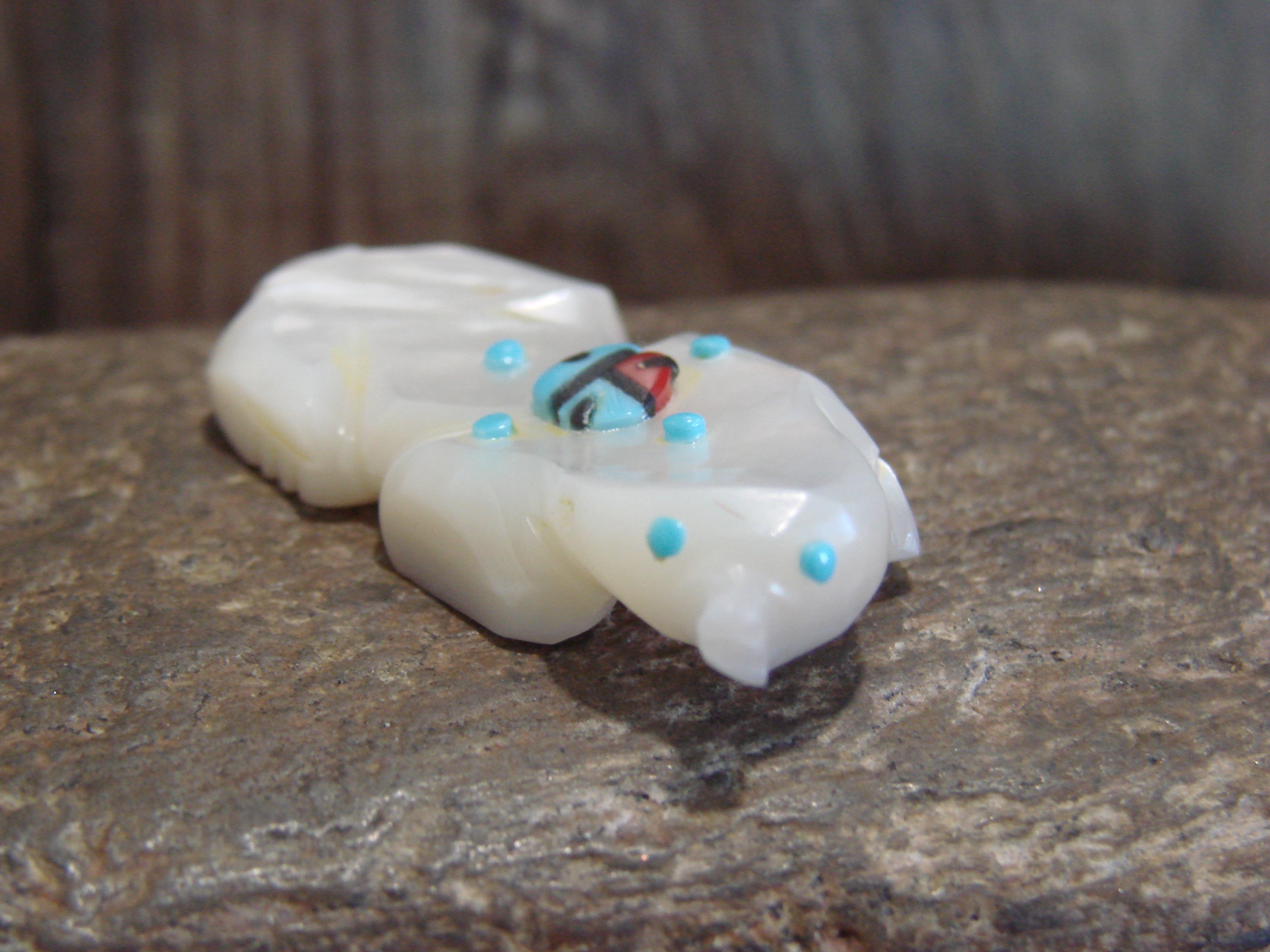 Native American Zuni Indian Hand Carved Mother of Pearl Ant Eater Feti ...